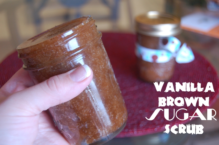 DIY Vanilla Brown Sugar Scrub - Sarah Rae Vargas DIY Vanilla Brown Sugar Scrub - Sarah Rae Vargas